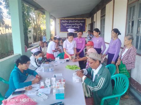 ငပုတောမြို့နယ်၌ နိုင်ငံ့ဝန်ထမ်းပင်စင်စားများအား ဆန်၊ ဆီနှင့် ကြက်ဥများ ဈေးနှုန်းသက်သာစွာဖြင့