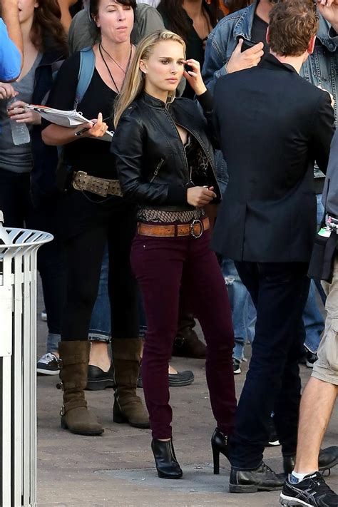 Natalie Portman Showing Huge Cleavage On The Set Of A Terrence Malick