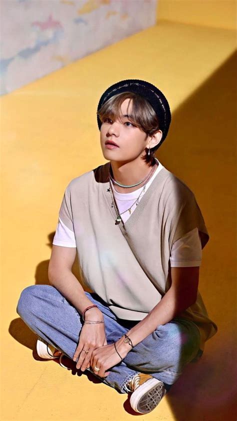 Kim Taehyung Bts Resident Fashionistas Style File