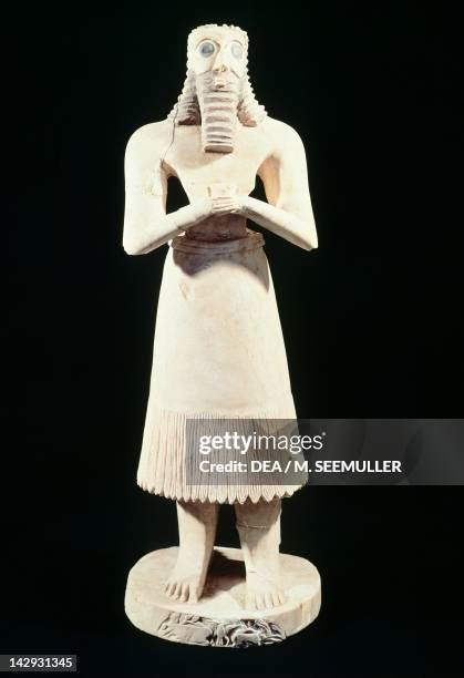 Ancient Sumerians Photos And Premium High Res Pictures Getty Images