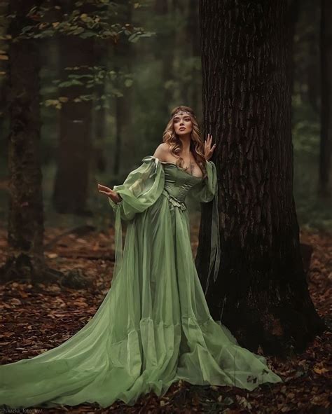 Pin By Dos On Polosan Referensi Fantasy Dress Fairytale Photoshoot Fairy Photoshoot