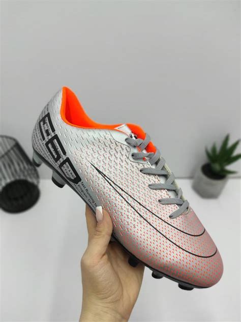 Копки Caroc — ціна 780 грн у каталозі Бутси Купити чоловічі речі за доступною ціною на Шафі