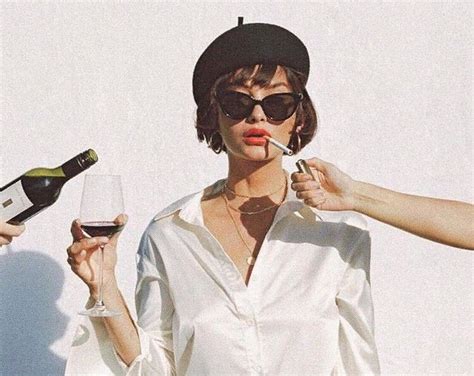 Pin By Pliatskovska On Just A Simple Art Photoshoot Photography Poses Photography Inspiration