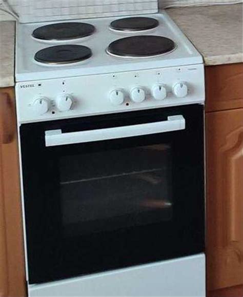 Плита электрическая бу с духовкой Москва Festima Ru 393042554