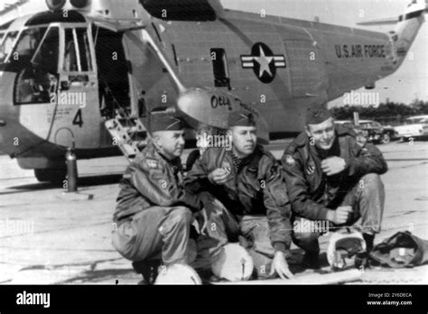 Last Minute Check For Trans Atlantic Crew At Otis Air Force Base In Us 27 May 1963 Stock