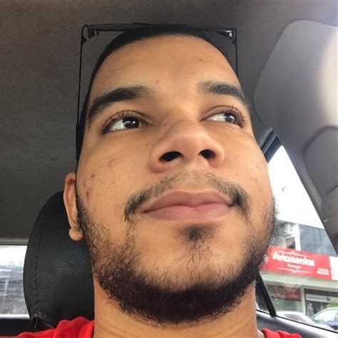 Matheus Moura Matheus Moura O • Threads Say More