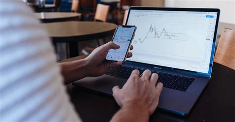 The 9 Best Stock Market Simulators To Practice Trading