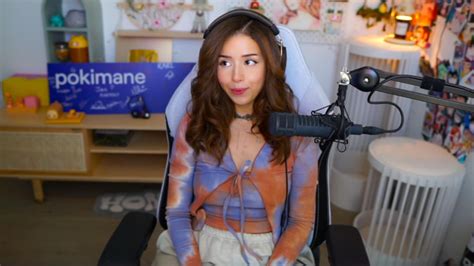 Pokimane Panics After Accidental Wardrobe Malfunction On Twitch Stream