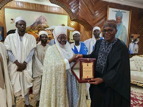 Mai Kaltungo Awarded By Society Of Nigerian Artists For His Commitment