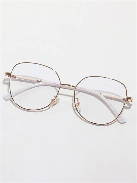 How To Choose Glasses For Heart Shaped Face Koalaeye Optical Artofit