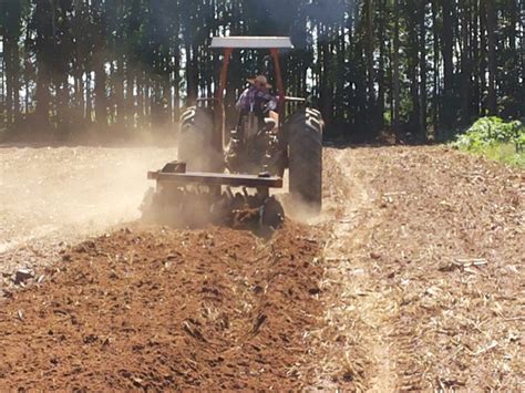 Núcleo De Estudos E Pesquisas Em Fitotecnia Unifimes Preparo Do Solo