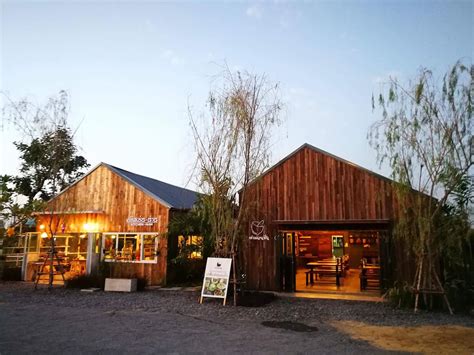 ร้านอาหาร 🍔🍕🍗🍱 ร้านไทยประยุกต์ น็อคดาวน์โฮม 081 8715979