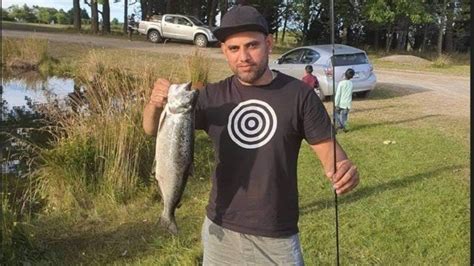 Dad Who Drowned On Christmas Day Was Canoeing With Daughter Who Wore A