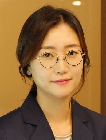 [전문가 칼럼] 법정 공휴일의 급여 산정 방식과 휴일 대체 및 보상휴가제도의 활용