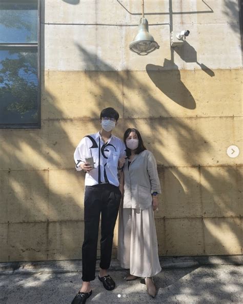 임영웅 어머니와 다정한 모습 눈길 우월한 장신 비율