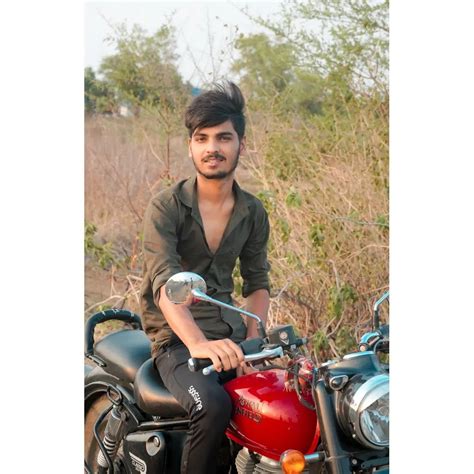 Photo Posted By यशु ️‍🩹 Rohantiwari00