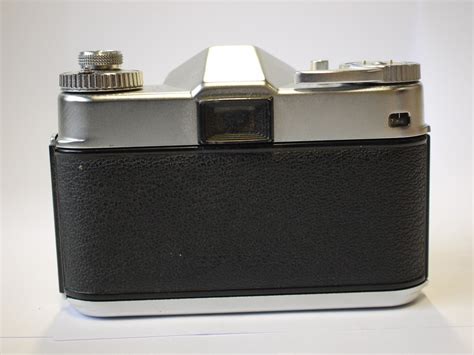 Voigtlander Bessamatic 35mm Selenium Metered SLR Body NEEDS REPAIR OR