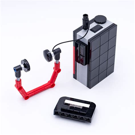 Review Lego Insiders 6471611 Portable Cassette Player Hellobricks