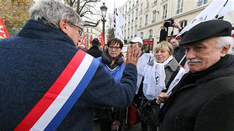 Новости мира во Франции планируют поднять пенсионный возраст до 64 лет Новости мира