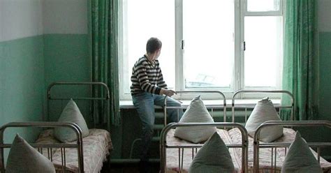 Коли діти золовки потрапили до дитбудинkу чоловік вирішив за будь яку ціну повернути їх у