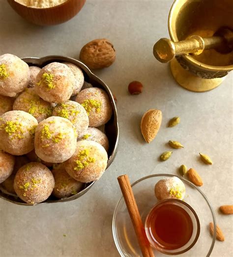 قطاب گردو دارچین رژیمی کتوژنیک و دیابتیک تهیه شده از آرد بادام ایرانی خالص و استویا شیرین