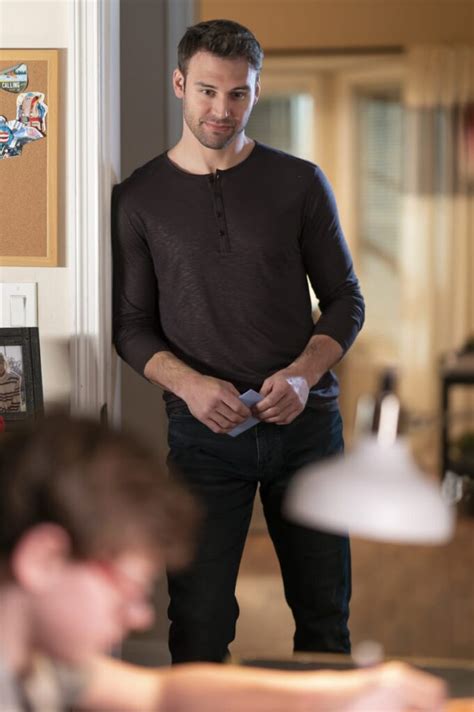 9 1 1 Post Mortem Ryan Guzman Talks Eddie Relying On Buck And Eddies