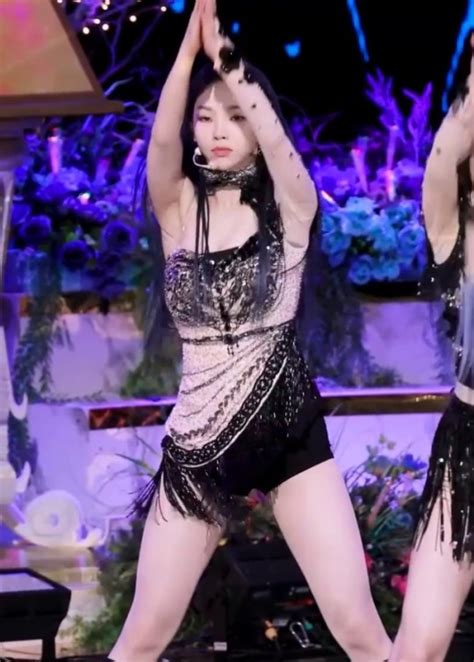 에스파 카리나 Aespa Karina Tumbex