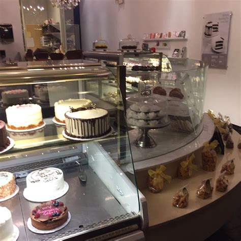 Lark Cake Shop Los Angeles Silver Lake Menu Prices And Restaurant