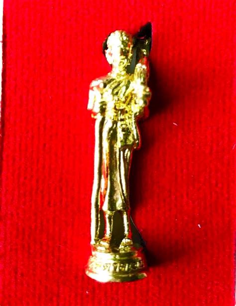 พระสีวลีมหาเถระ วัดตาลเอน พระสีวลีมหาเถระ เป็นพระอรหันต์ตั้งแต่อายุเจ็ดขวบกว่า เมื่อได้