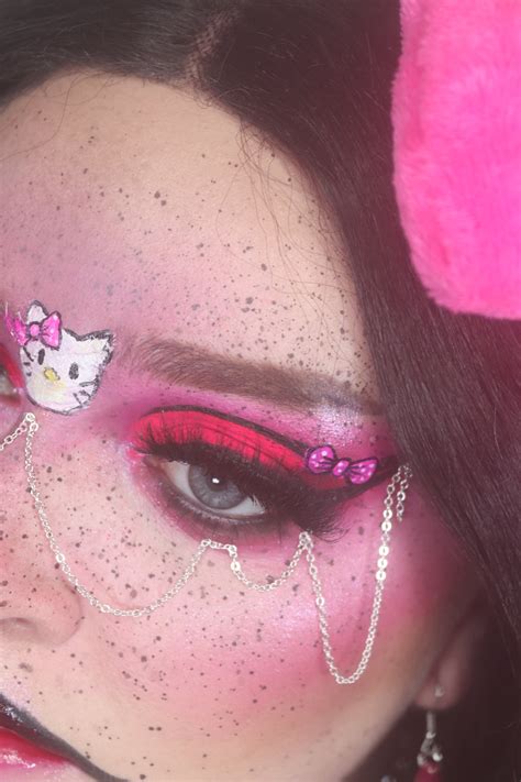 Hello Kitty Halloween Makeup