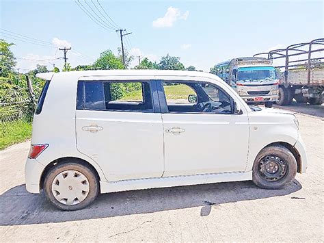 တရားမဝင် သစ်မျိုးစုံ၊ လုပ်ငန်းသုံးပစ္စည်းများ၊ လူသုံးကုန်ပစ္စည်းများ၊ စားသောက်ကုန်ပစ္စည်းများ