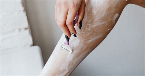 How To Get Rid Of Shaving Bumps According To Experts PS Beauty