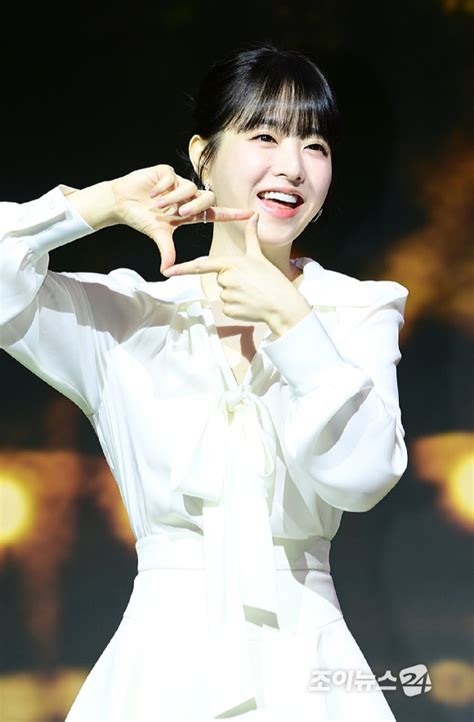 [포토] 뽀블리 Is 뭔들⋯박보영 멜로무비로 영화감독 김무비 변신