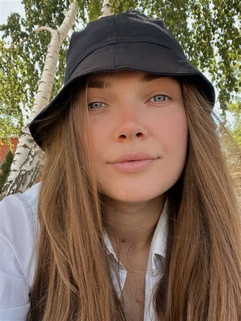 Olivia Shine Webcam Show Hentaicams Xxx