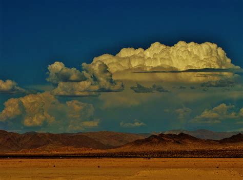 картинки пейзаж горизонт гора облако небо прерия пустыня долина смеркаться Равнинный