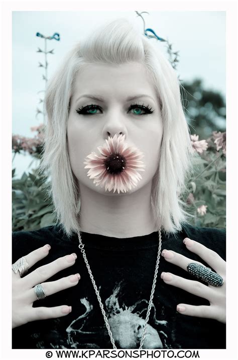 Alternative Model Molly Mayhem