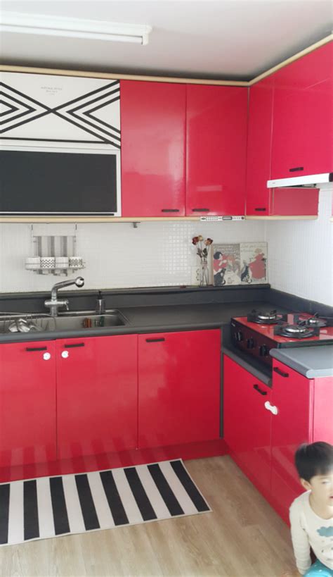 싱크대 리폼 셀프페인팅으로 주방 셀프 인테리어하기 팬톤페인트 에보니ebony로 모던하게 변신한 싱크대 By 숨 한모금