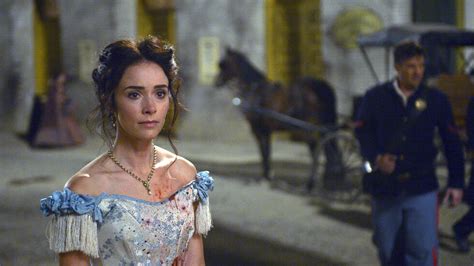 Намеса във войната между Франция и Индия през 18 век в „Безкрайност“ Сериали Акценти