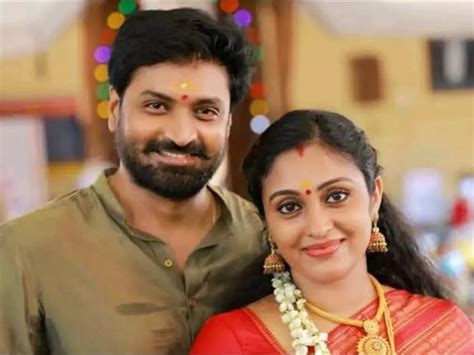 Radio Mirchi Senthil Real Life Marriage Photos