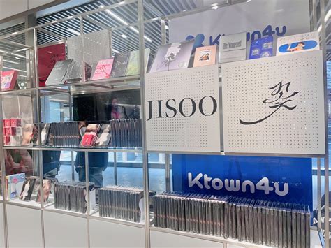 케타포 코엑스 On Twitter 지수 Jisoo 1st Single Album [ Me] 케타포인사 Pop