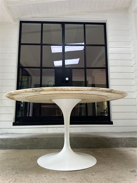 Eero Saarinen For Knoll Tulip Dining Table With Carrara Marble Top