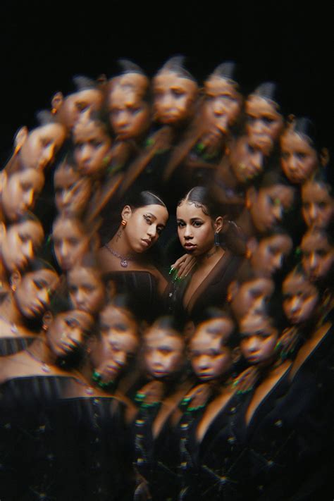 Tasha And Tracie Ocupam Espaços Para Mostrar O Quanto Já São Gigantes