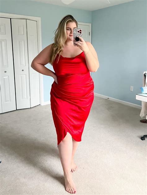 10 Irresistible Plus Size Valentines Day Outfits