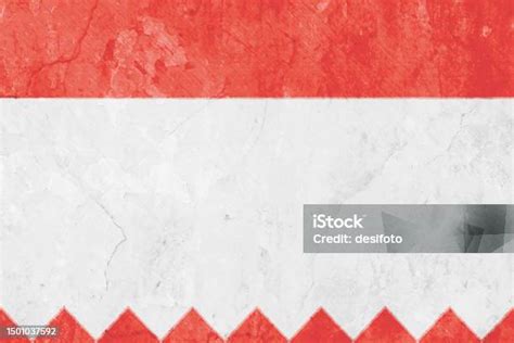 흰색 질감 효과 그런지 소박한 얼룩진 수평 벡터 배경은 많은 삼각형이 페넌트와 같은 하단 가장자리에 지그재그 디자인 패턴을 만들고 배경은 비어 있고 비어 있으며 풍화되었으며