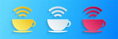 파란색 배경에 고립 된 무료 와이파이 존 아이콘이있는 커피 숍의 종이 컷 컵 인터넷 연결 플래카드 종이 아트 스타일 벡터 3차원 형태에 대한 스톡 벡터 아트 및 기타 이미지