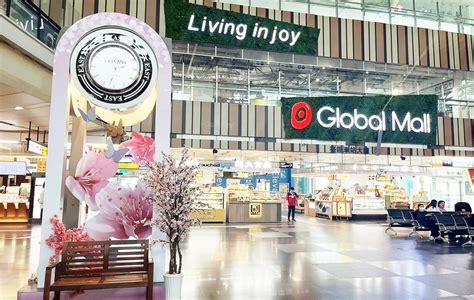 煥然一新享樂活global Mall新左營車站推「春日寵愛祭」 出遊必看 粉嫩運動服飾、配件優惠5折起