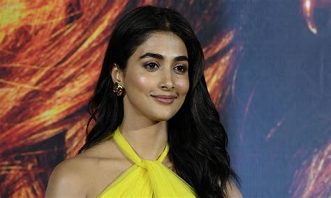 pooja hegde s string of flops continues