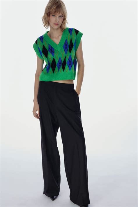 ТРИКОТАЖНЫЙ ЖИЛЕТ С УЗОРОМ «РОМБЫ» | Вязаный жилет, Жилет, Синий