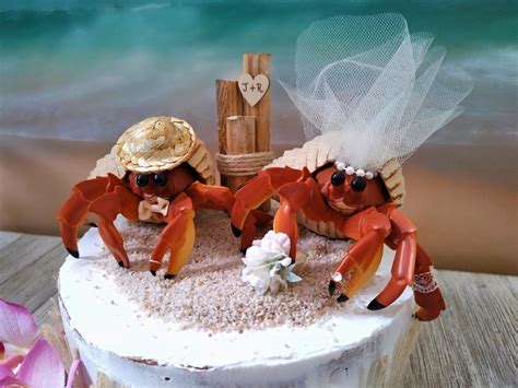 Hermit Crab Bride Groom Wedding Cake Topper Beach Wedding Seashells