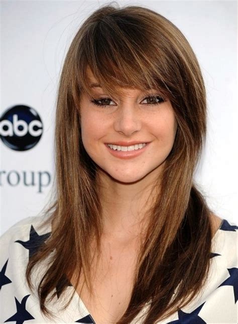 25 Best Medium Length Layered Hairstyles